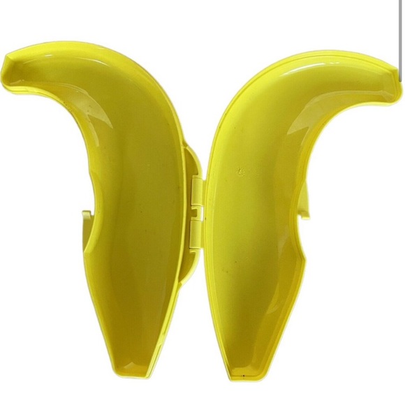 Tupperware | Kitchen | Tupperware Banana Keeper Nwot | Poshmark
